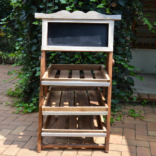 A Vintage Affair- Vintage Crockery Hire